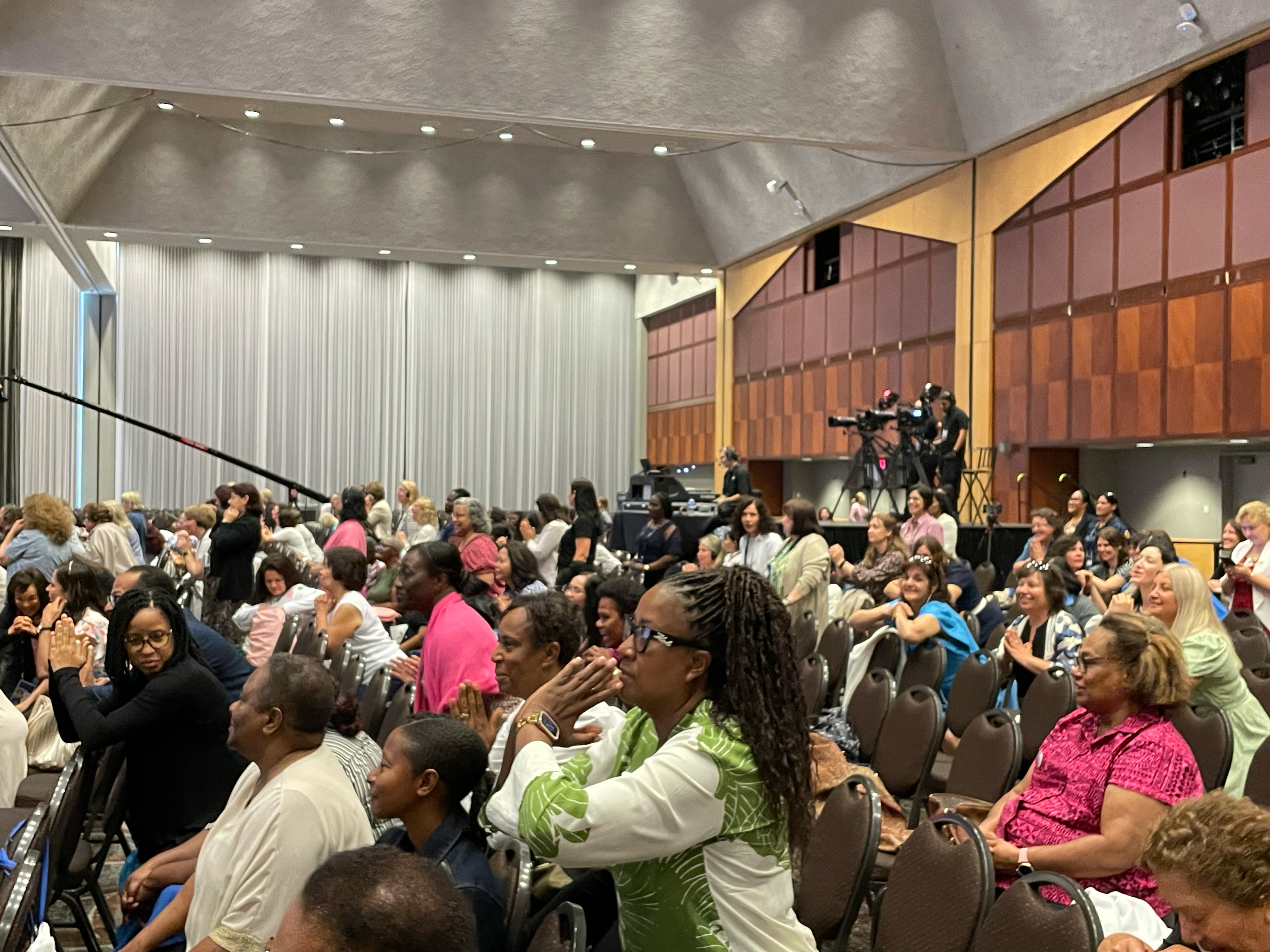 Adventist Women’s Ministries | Women's Ministries Emphasis Day 2025 English